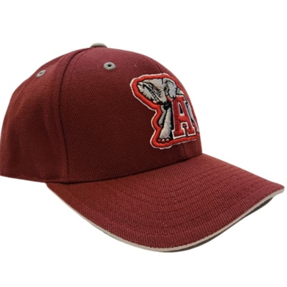 Colosseum | Accessories | Vintage Alabama Bama Elephant Fitted Hat ...